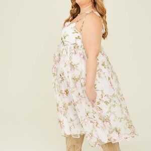 ARULA | Dresses | Arula Aria 3d Floral Dress | Poshmark